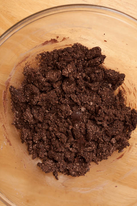 Dry ingredients mixed with egg | Cake and Cookie Recipes